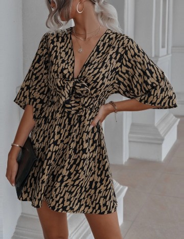 Outlet online, îmbrăcăminte și încălțăminte | creamoutlet.ro